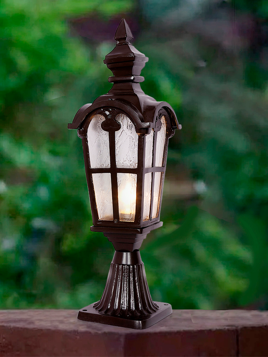 Traditional Chocolate Brown Outdoor Gate Light