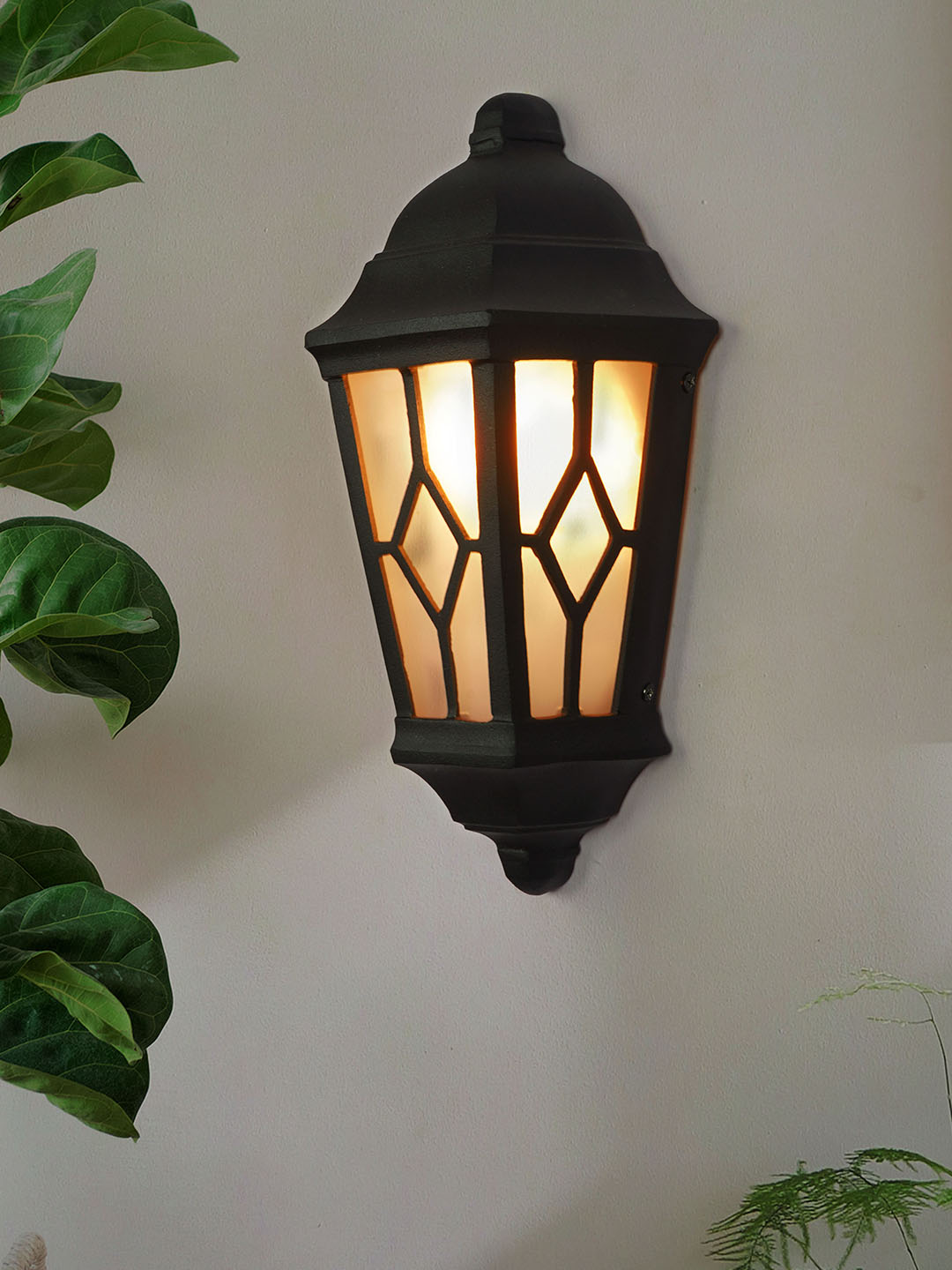 Venetian Small Outdoor Wall Light